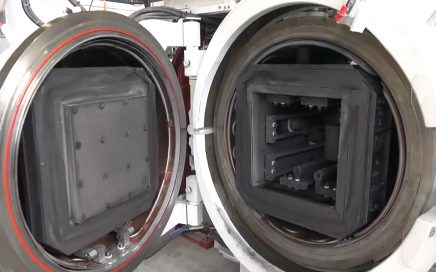 Ceramics Engineering: Pressure Vs. Pressureless Sintering